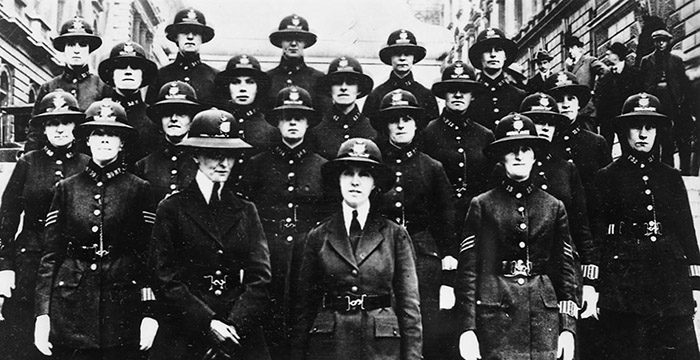 Tracing the experiences of the Metropolitan Police Women Patrols - The ...