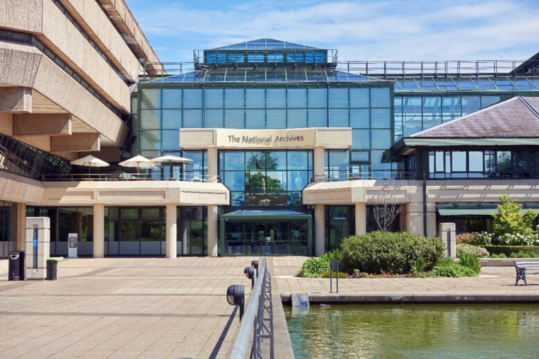 A little light reading: Reimagining display at The National Archives ...